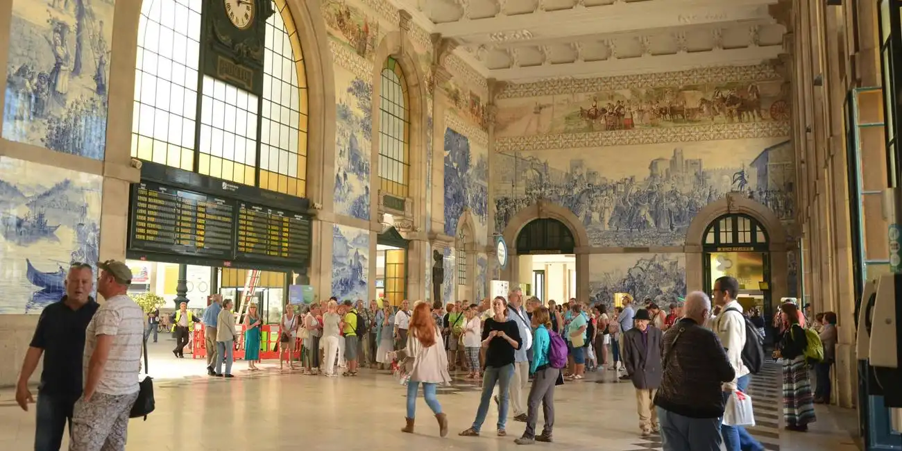 Porto: Guided Walking Tour + Livraria Lello Entry + Boat Cruise ...